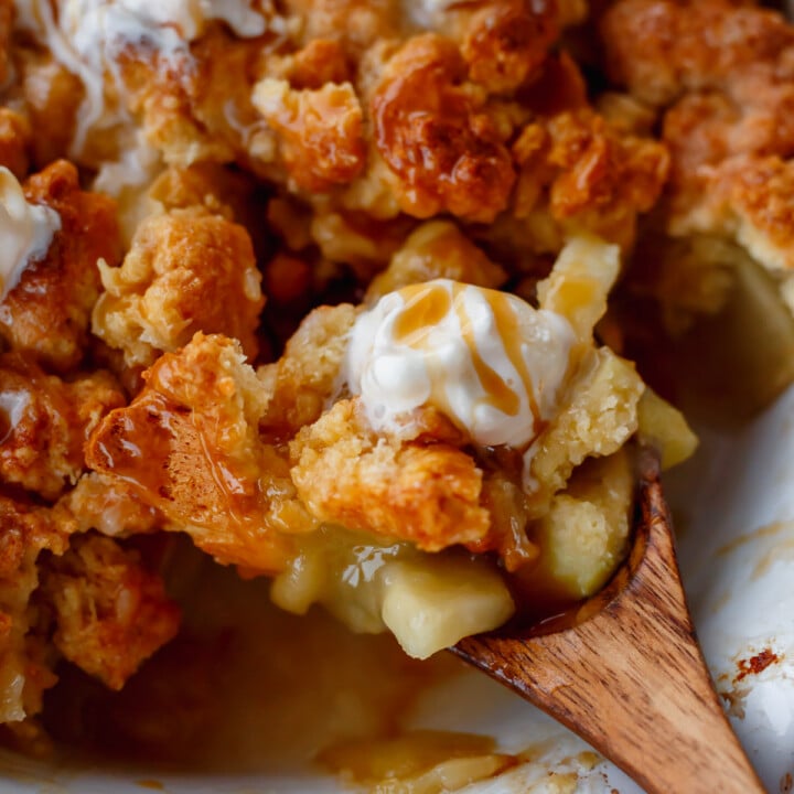 Homemade Easy Apple Cobbler: The Perfect Dessert for Fall - Munchkin Time