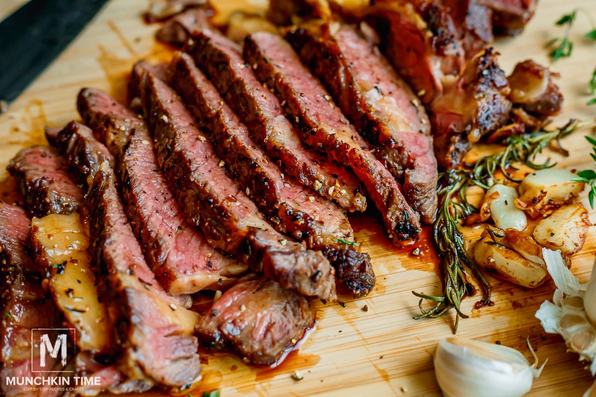 How to Cook Ribeye Steak in the Oven (Video) - Munchkin Time