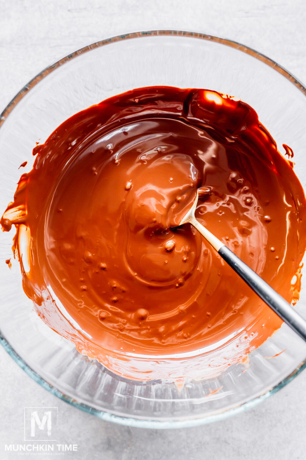 Dubai Pistachio Chocolate Bar Recipe Made Easy - Munchkin Time