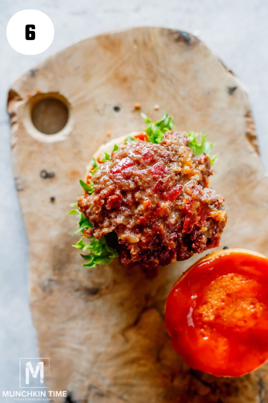 Juicy Beef Sliders with Sausage & Cheese (Mini Hamburgers) - Munchkin Time